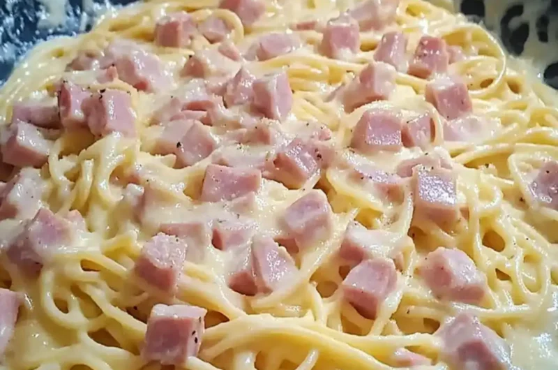 Irresistible Creamy Ham and Cheese Pasta: A Slow-Cooker Classic